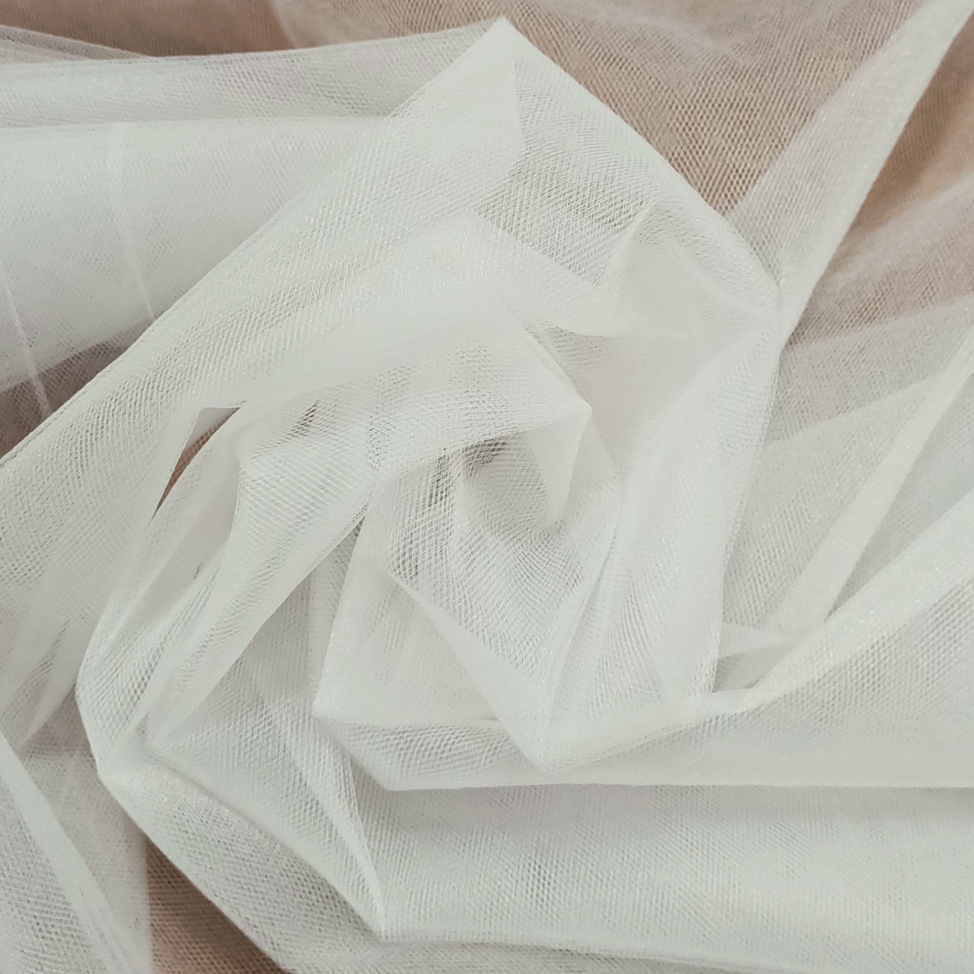 Tela tul Daria blanco 3 MT, comprar tejido para disfraces y decoración.