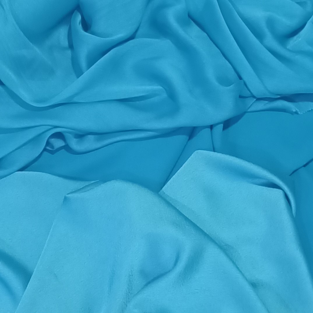 Tela crep-satén MARA turquesa69, tejido para fiesta y moda.